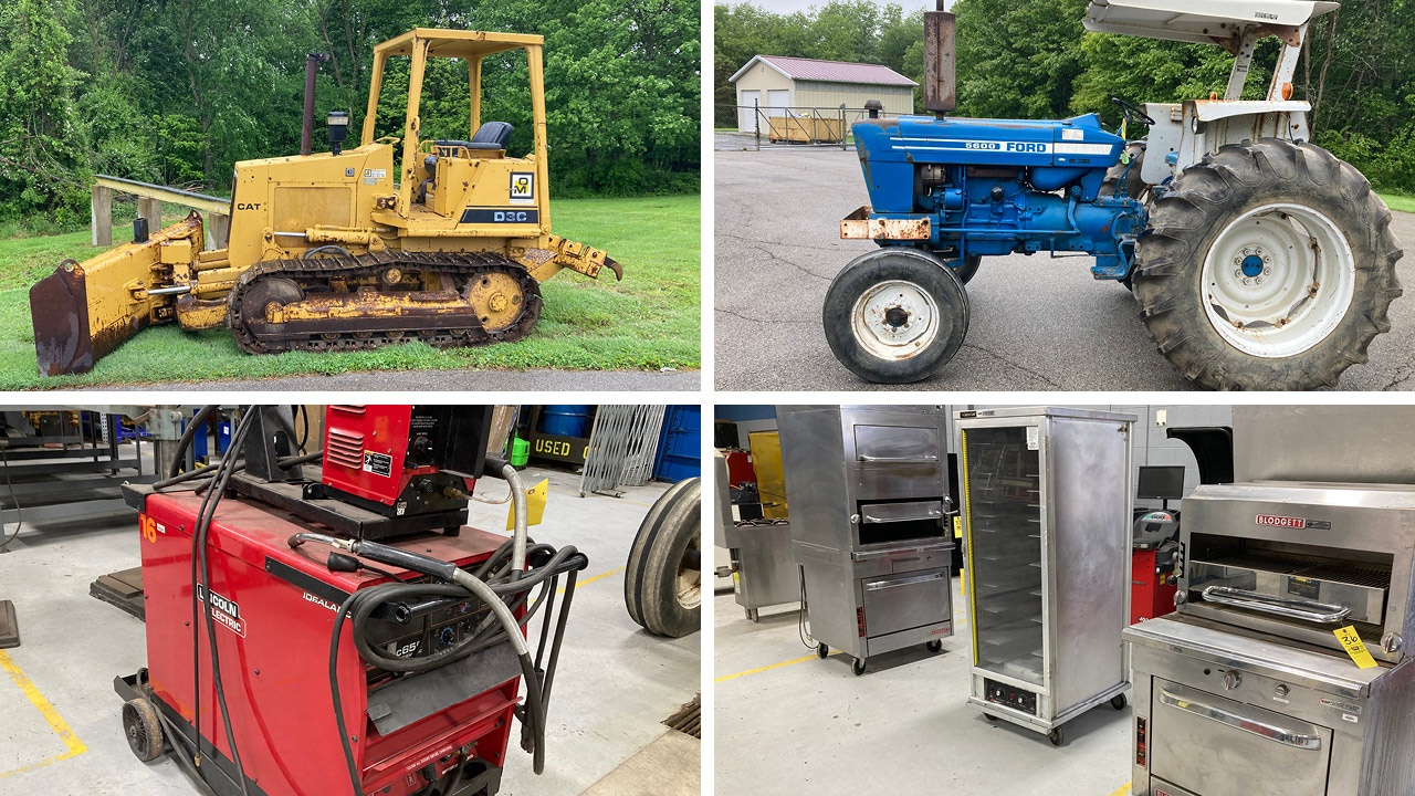 Cat Dozer & Ford Tractor | Mustang Dynamometer | Tools